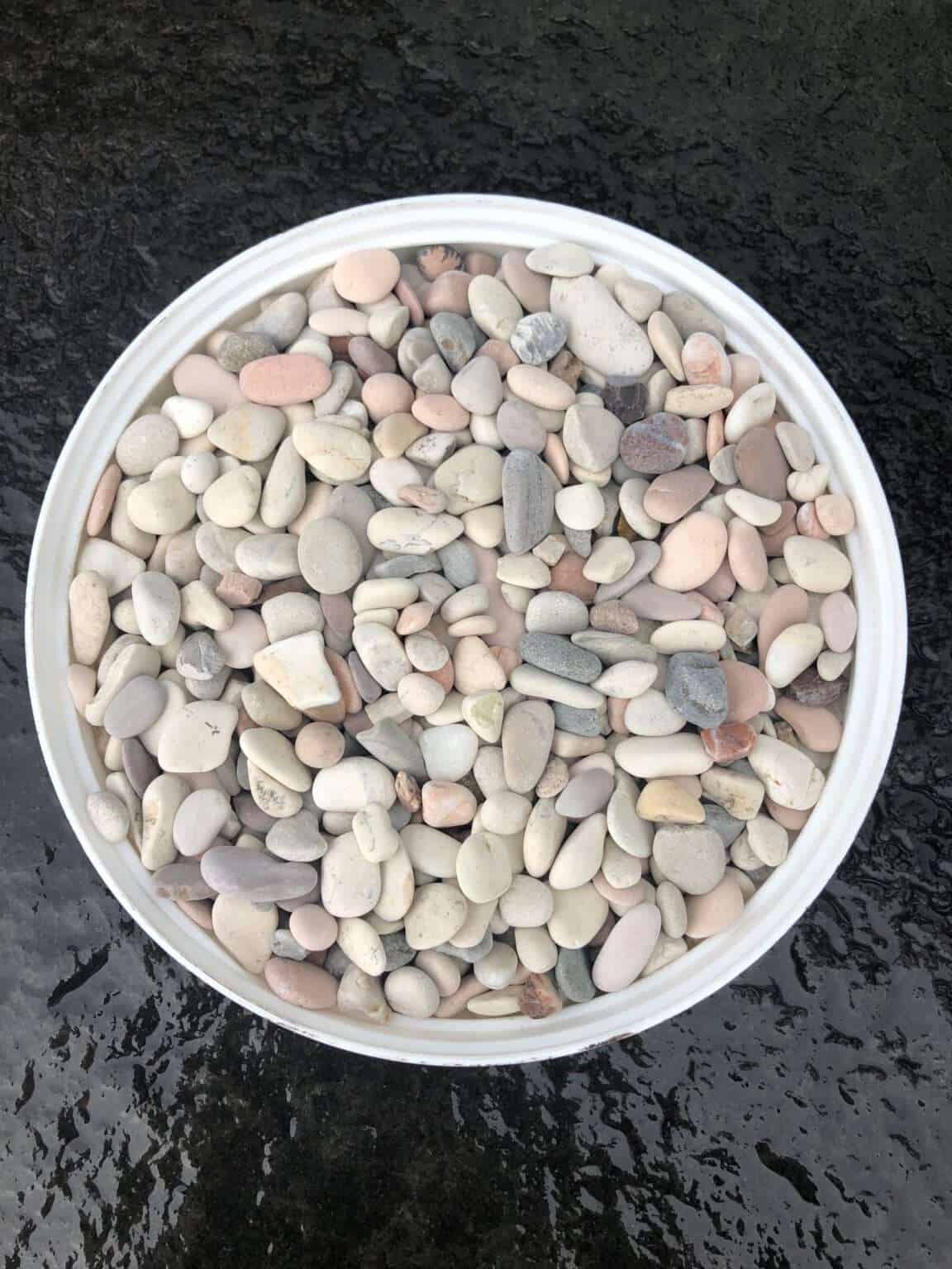 Rounded Seaside Aggregate, Mixed Pebble, 3/8" | Cascade Stoneworks