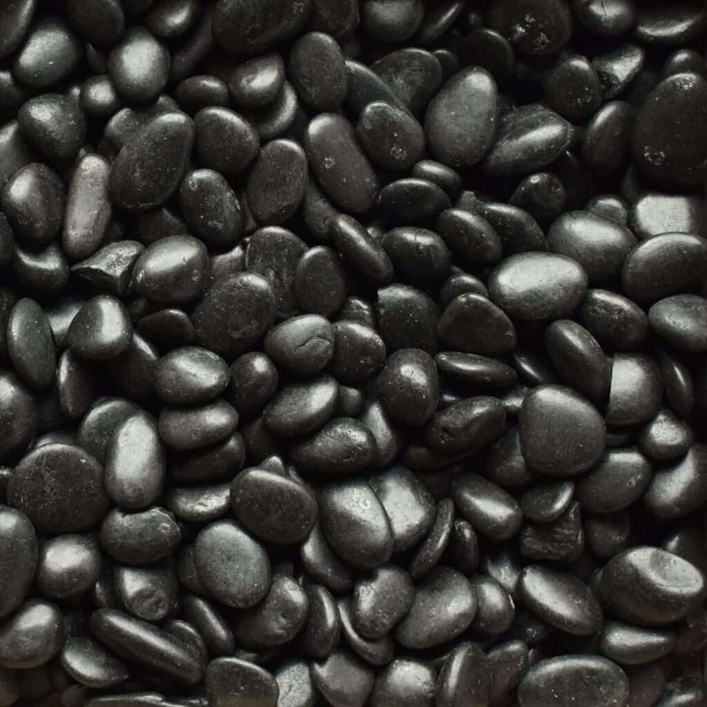 Polished Black Pebbles 3/4" - 1 1/2" | Cascade Stoneworks