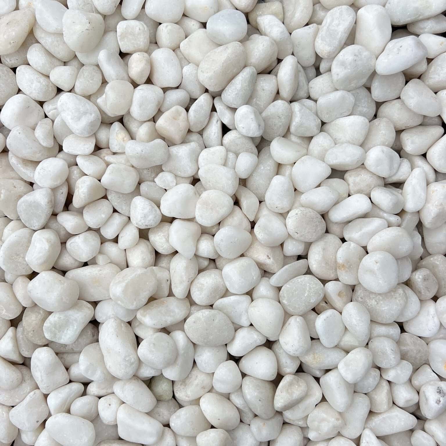 Polished White Pebbles 1/2" - 3/4" | Cascade Stoneworks