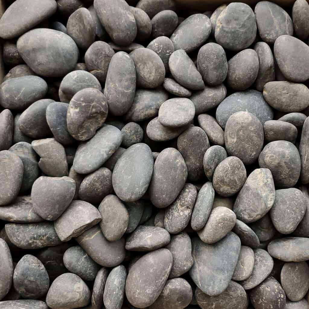 Black Pebble 1 1/2” – 2” | Cascade Stoneworks
