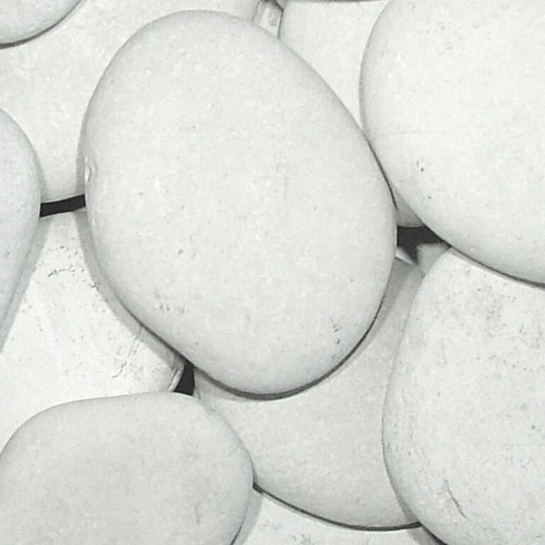 White Ivory Beach Pebble, 3"- 5" | Cascade Stoneworks