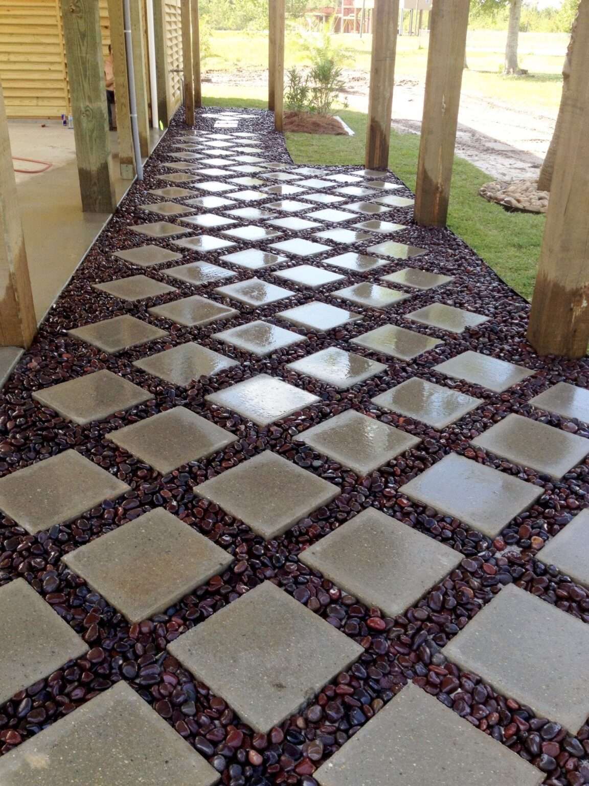 Polished Red Pebbles 3/4" - 1 1/2" | Cascade Stoneworks