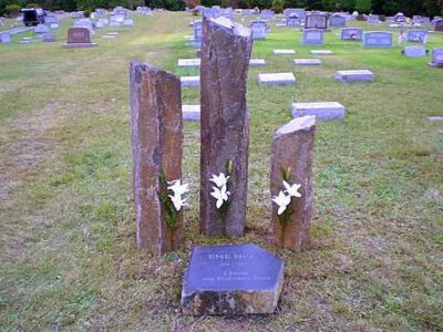 Stone Monuments & Signs | Cascade Stoneworks